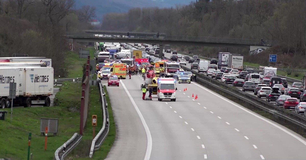 Luxus Unfall Auf Der A5 Gestern Bilder